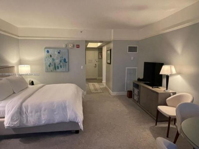 1435 Brickell Ave #3111 Miami, FL 33131