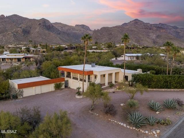 1435 E Indian Wells Rd, Tucson, AZ 85718
