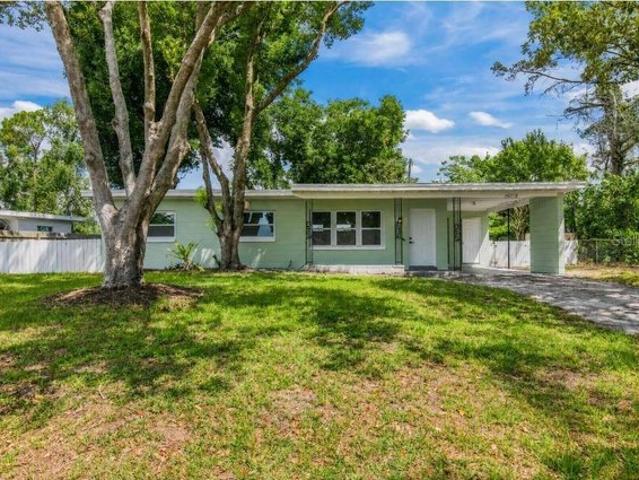 1435 Eden Dr, Apopka, FL 32703