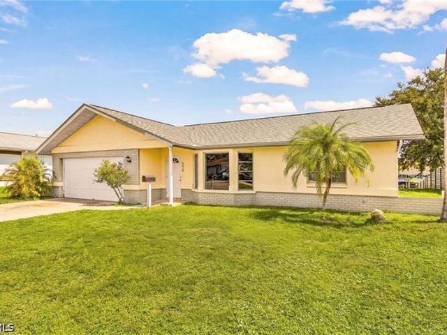 1435 SE 14th St, Cape Coral, FL 33990