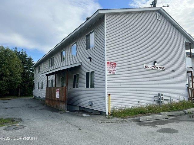 1435 W 25th Ave, Anchorage, AK 99503