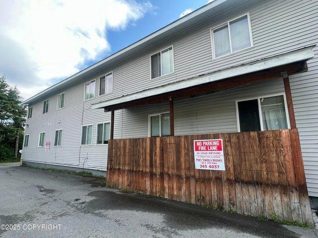 1435 W 25th Ave, Anchorage, AK 99503