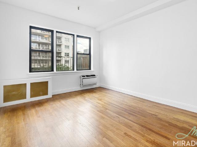 1435 York Avenue 5C