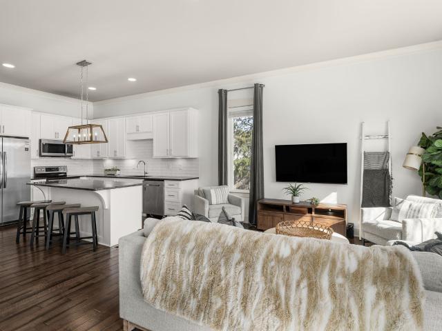 1435 11th Ave S, Nashville, TN 37203 | Compass