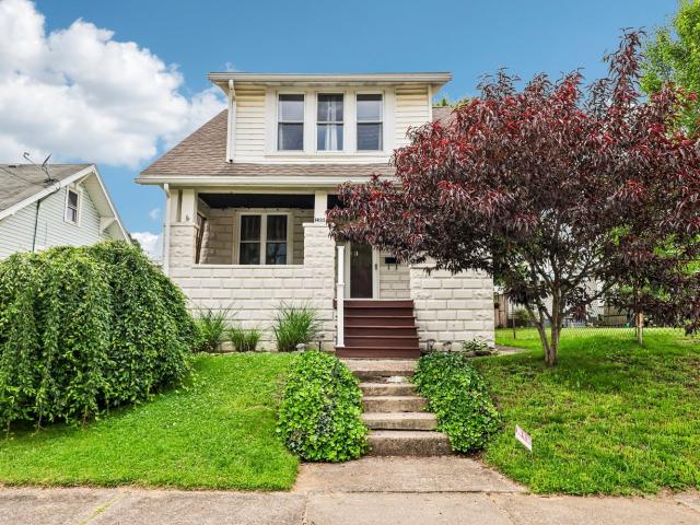 1435 2nd Street