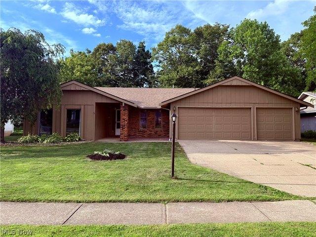 14360 Walking Stick Way, Strongsville, OH 44136