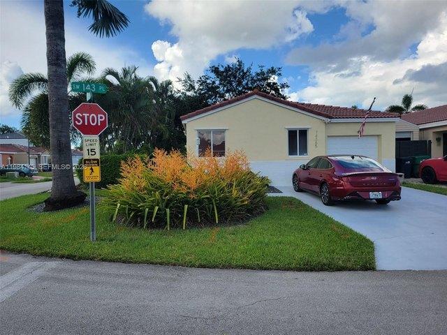 14365 SW 175th Ter, Miami, FL 33177