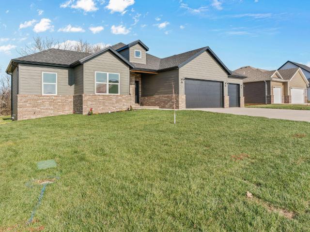1436 N Carter Way
