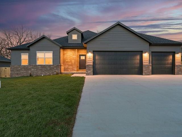 1436 N Carter Way, Republic, MO 65738