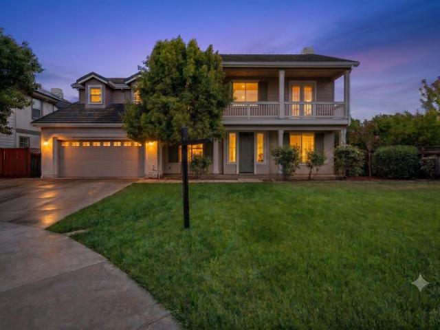 1436 Charisma Way
