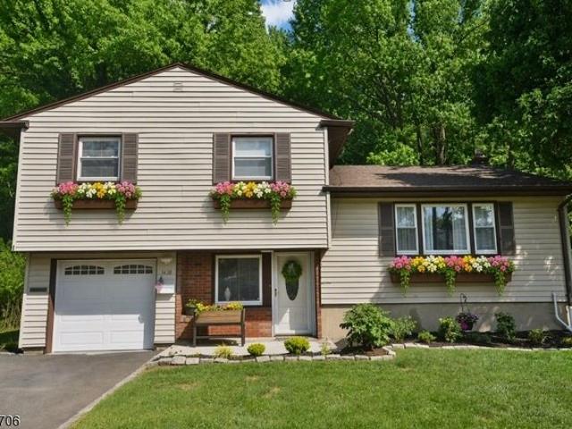 1436 Coolidge St, Plainfield, NJ 07062