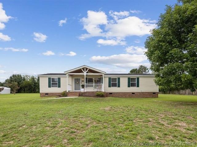 1436 E Green Springs Rd, Parkton, NC 28371