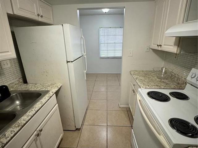 1436 Holden Ave, Unit B, Orlando, FL 32839 | MLS #O6364