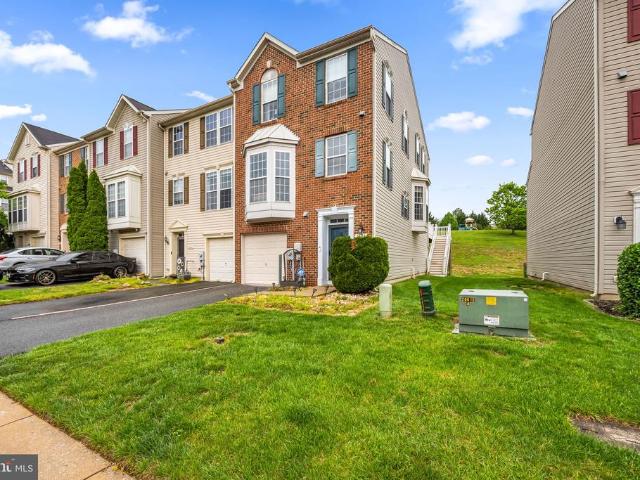 1436 Pangbourne Way
