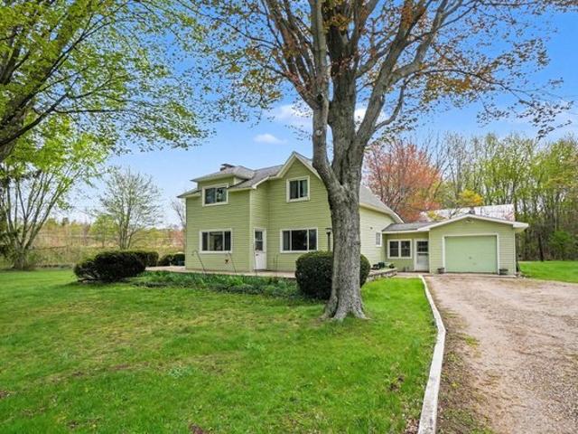 1436 th St, South Haven, MI 49090