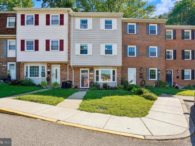 14373 Berkshire Dr, Woodbridge, VA 22193