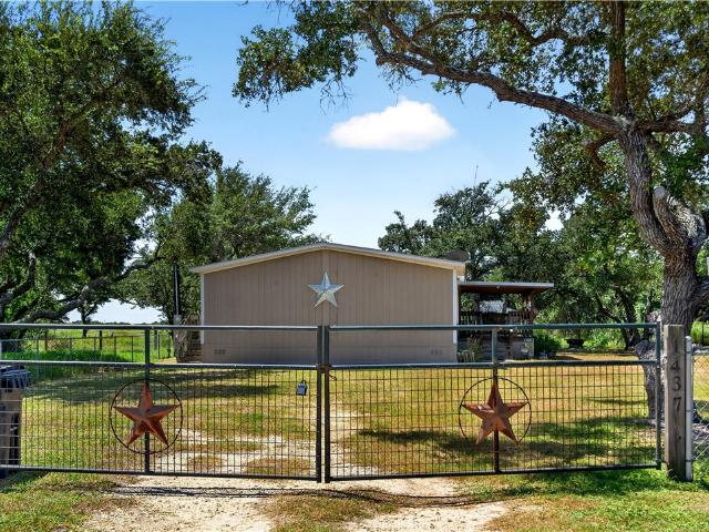 1437 Mallard Drive