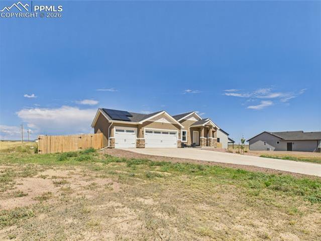 1437 N Chuckwagon Lane