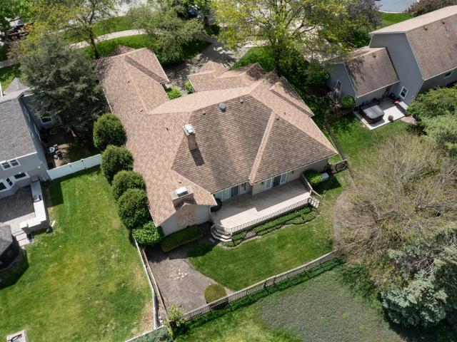 1437 Ambleside Circle