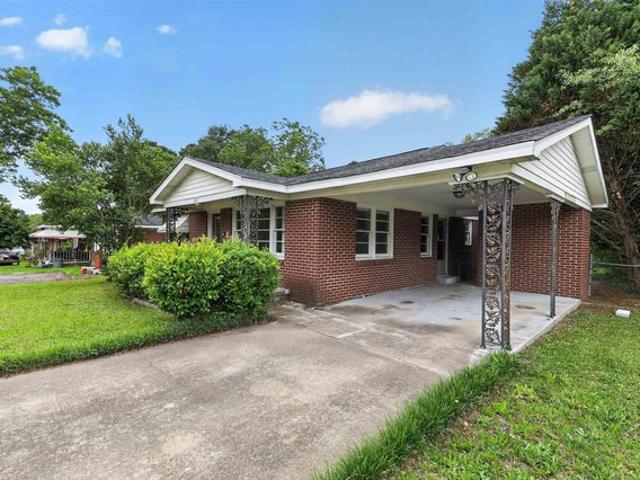 1437 Aralia Dr, Columbia, SC 29205