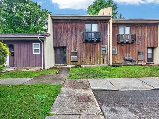 1437 Longdale Dr, Norfolk, VA 23513