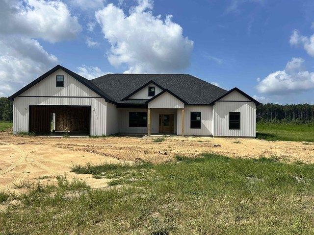 1437 Sunset Dr, Latta, SC 29565