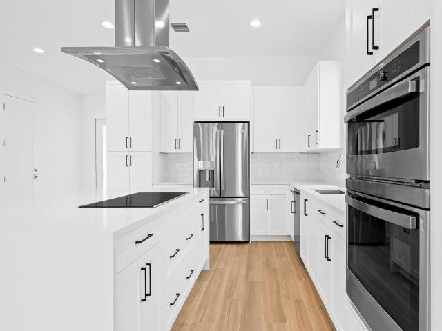 1437 SW 23rd Ct, Fort Lauderdale, FL
