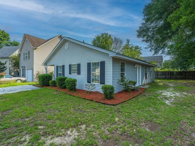 1437 Swamp Angel Ct, Charleston, SC 29412