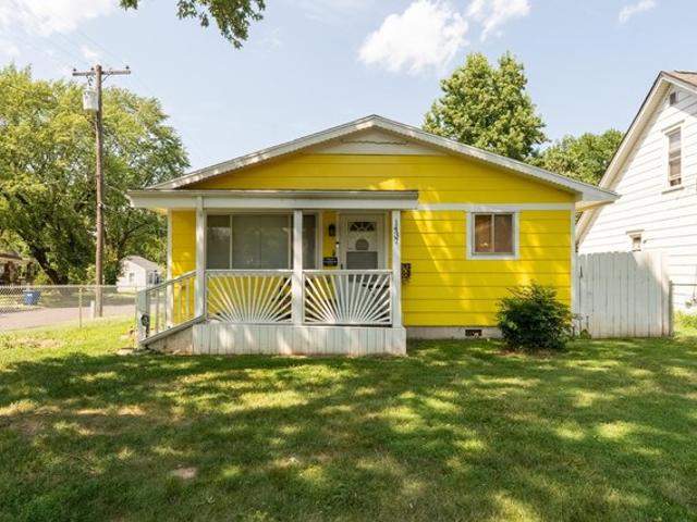 1437 W Central St, Springfield, MO 65802
