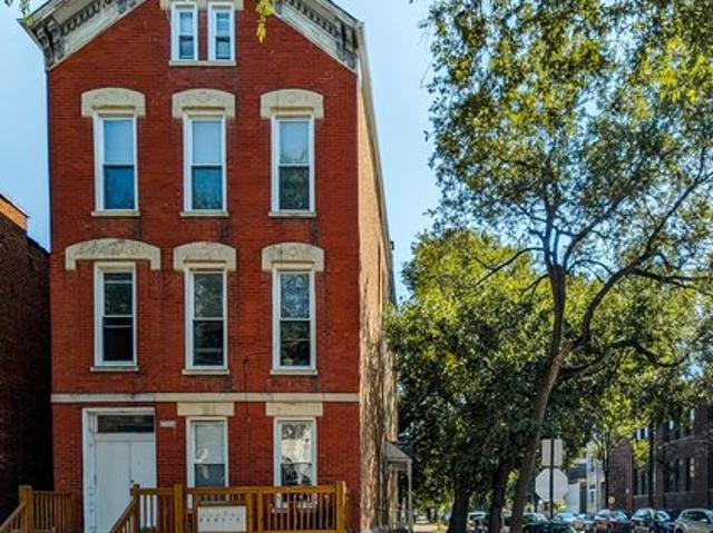 1437 W Superior St, Chicago, IL 60642