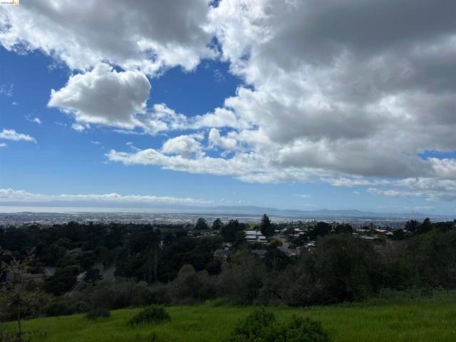 14381 Skyline Blvd