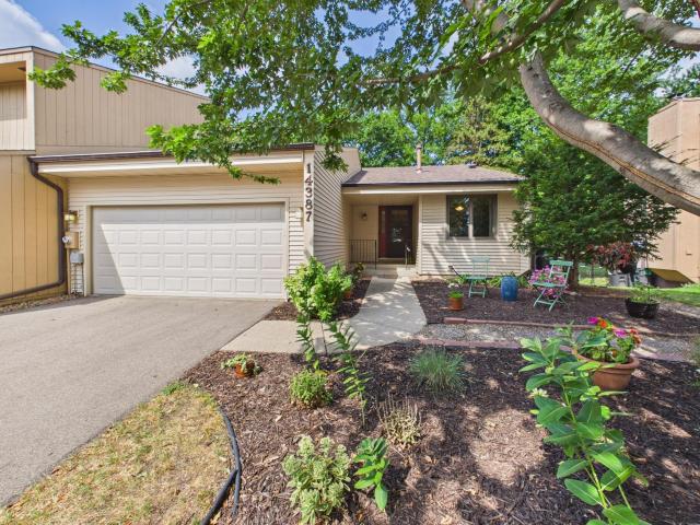 14387 Embry Path