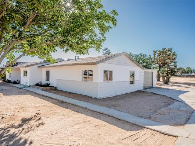 14387 Jicarilla Road
