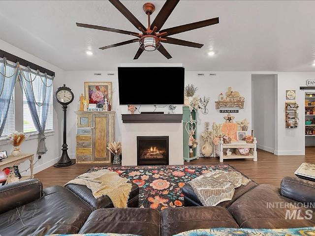 14384 Fractus Dr