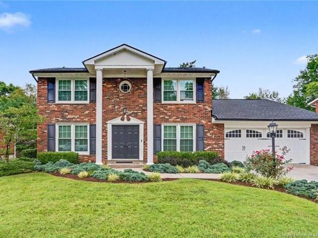 1438 McCartin Dr, New Albany, IN 47150