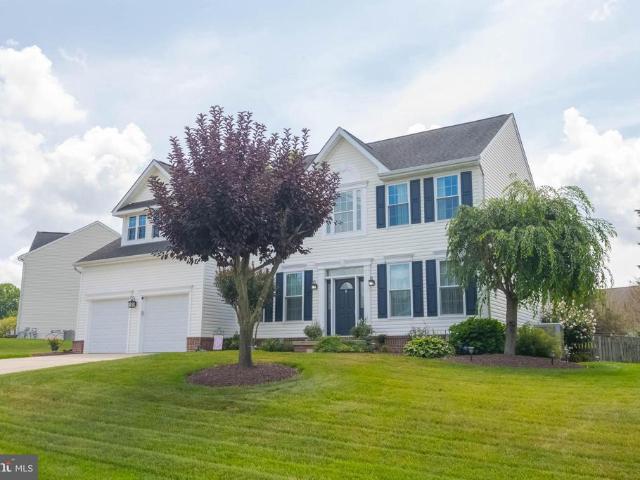 1438 Moonshadow Road