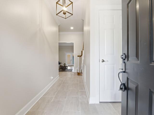 1438 Cheshire Pl