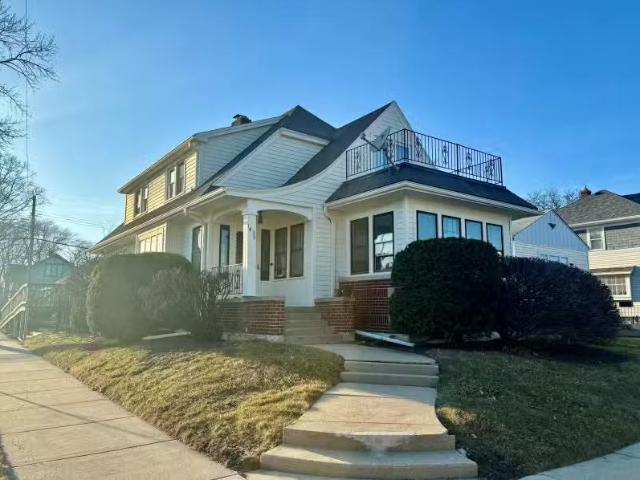 1438 Cleveland Ave, Racine, WI 53405 MLS 1909813