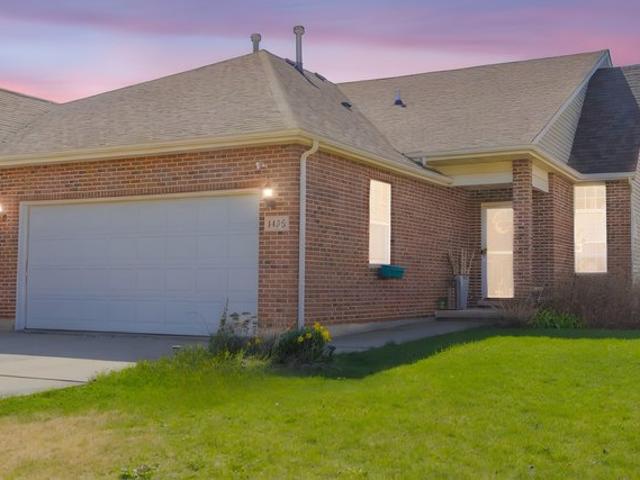 1438 Coral Bell Dr, Joliet, IL 60435