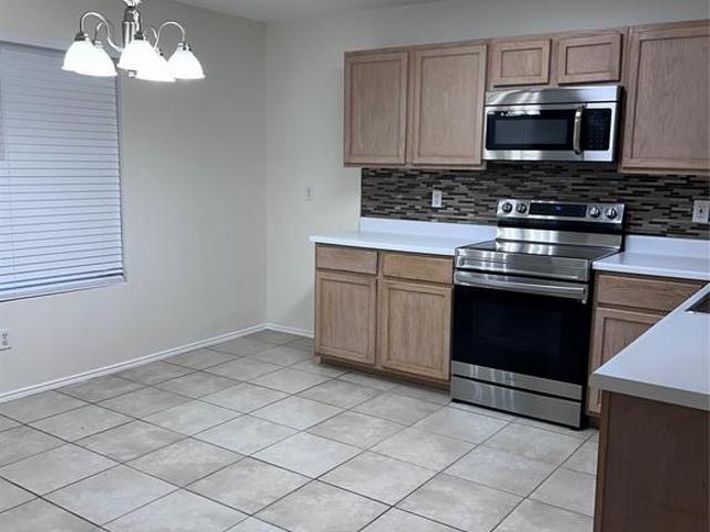 1438 Eastview Drive