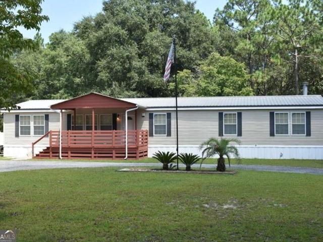 1438 Fannie Head Rd, Jesup, GA 31545