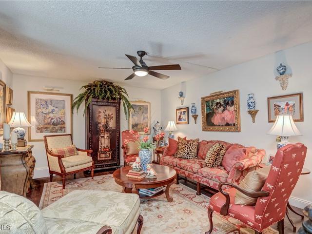 1438 Park Shore Cir, Unit 3, Fort Myers, FL 33901 | MLS #2026001 | Compass