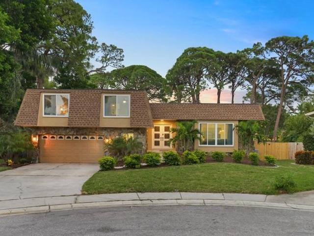 1438 rd Pl, Seminole, FL 33776