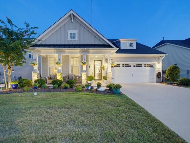 1438 Stonemill Falls Dr, Wake Forest, NC 27587