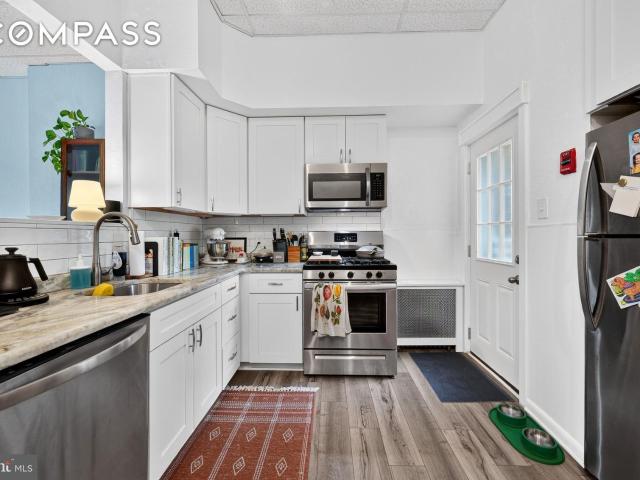 1438 S 13th St 1, Philadelphia, PA