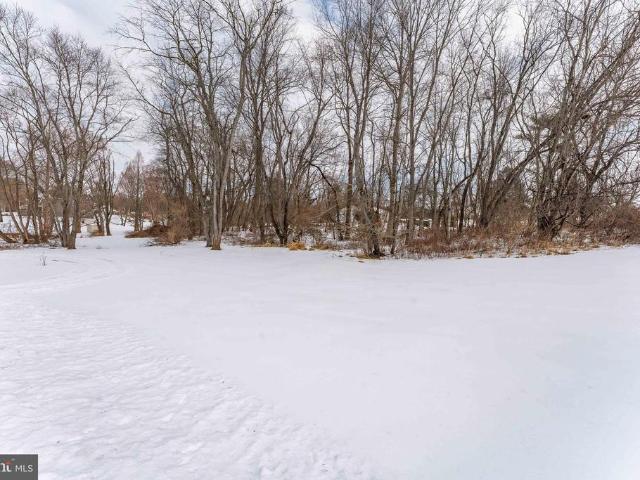 1438 Williamsburg Drive
