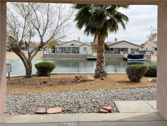 14395 Nautical Ln, Unit E, Helendale, CA 92342 | MLS #TR26067 | Compass