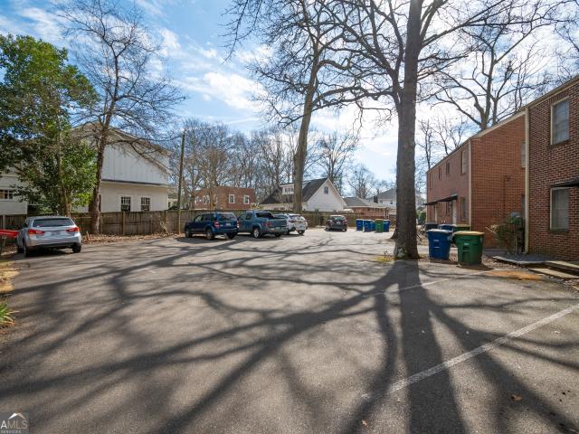 1439 Milledge Avenue