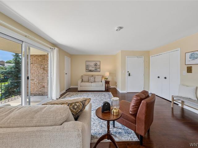 1439 N Forest Road # 5