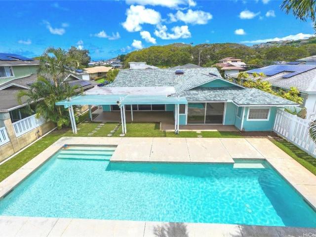 1439 Akuleana Pl, Kailua, HI 96734 | MLS #202605 | Compass